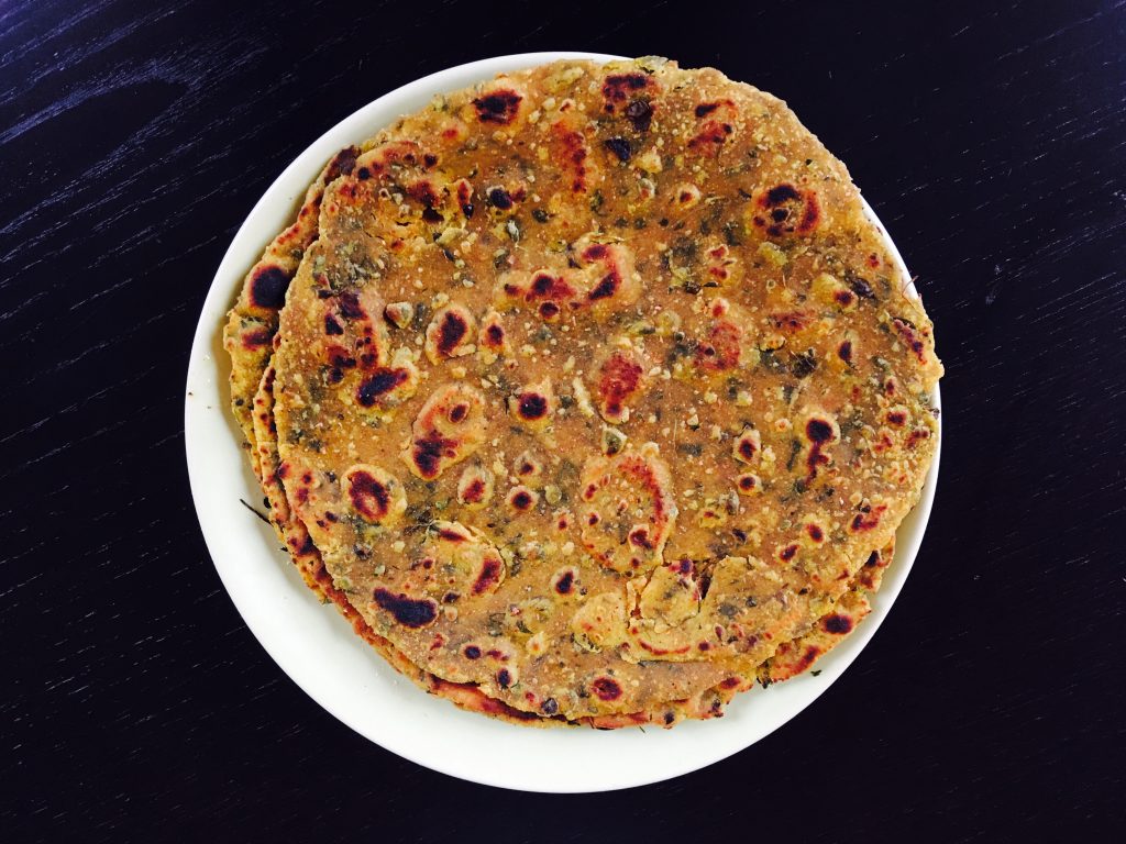 Thepla (Spiced flat bread) - Hungry Hindu